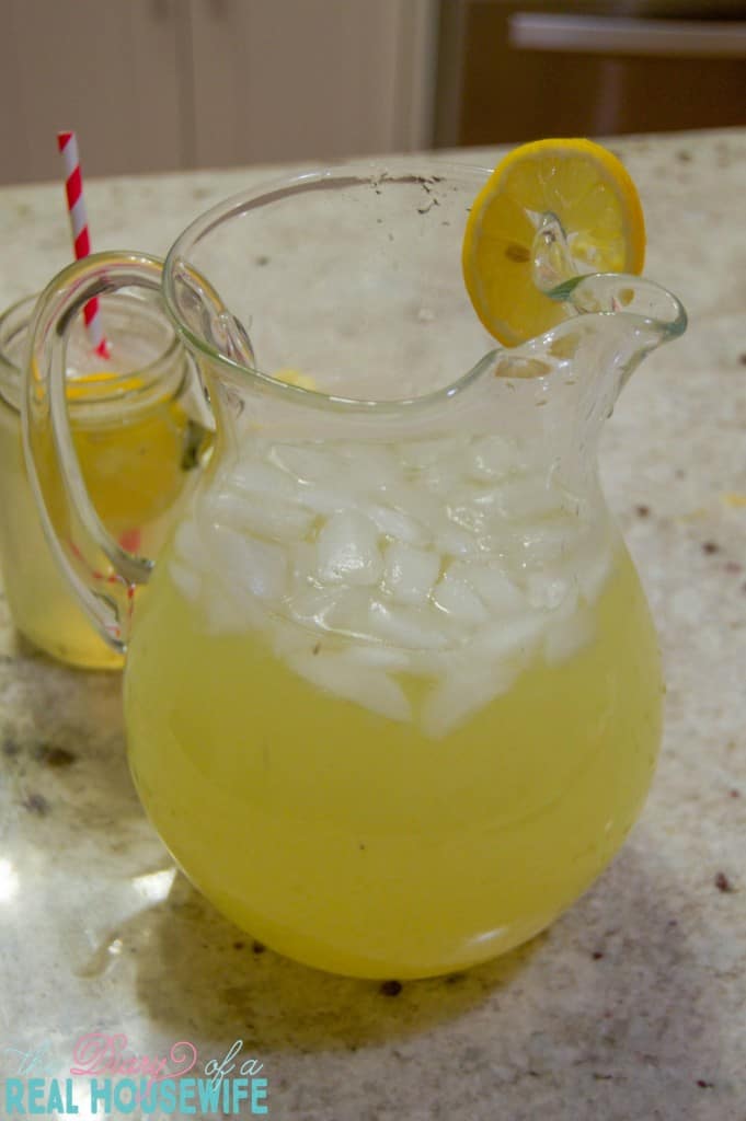 Homemade Lemonade - The Diary of a Real Housewife