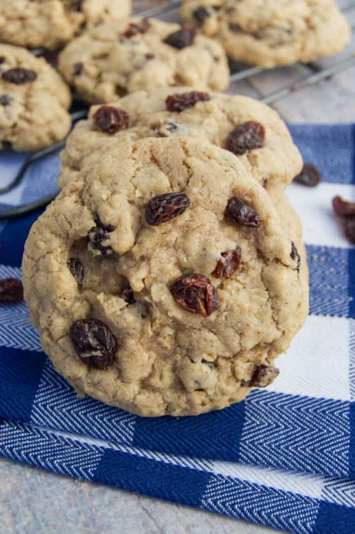 Oatmeal Raisin Cookies - The Diary of a Real Housewife